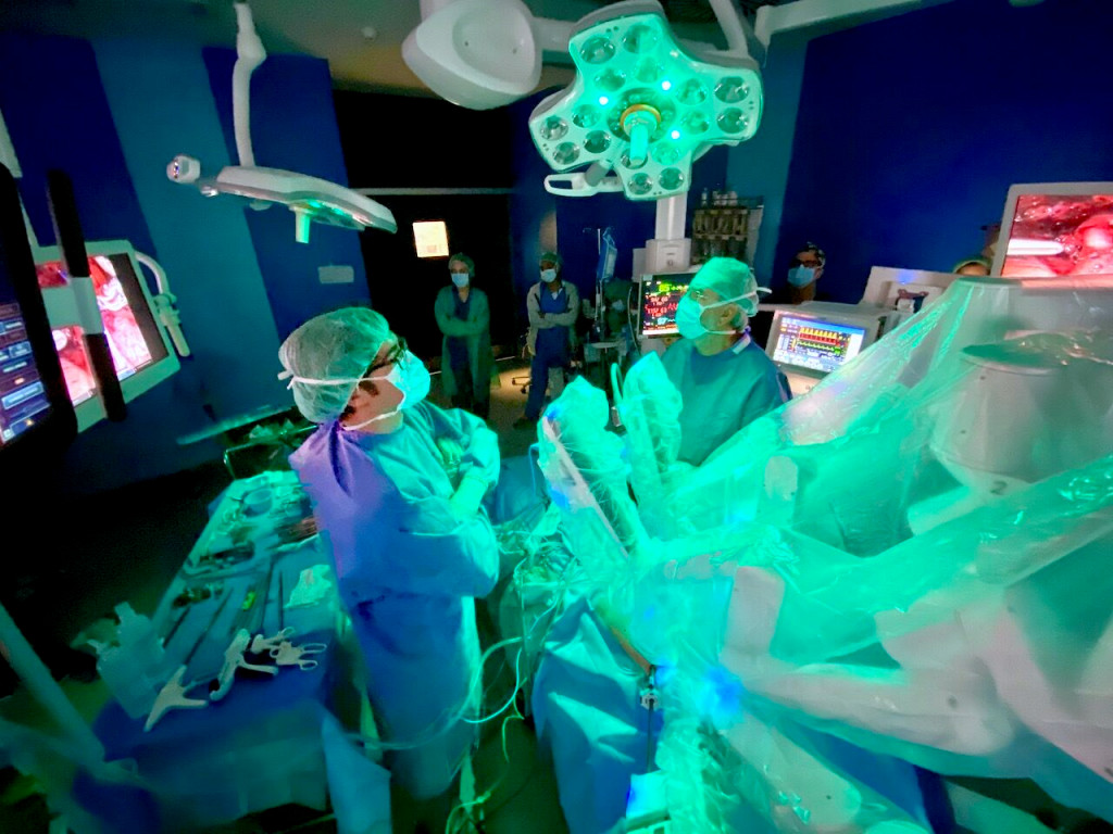 Avances médicos: El Hospital General de Valencia realiza la primera ...