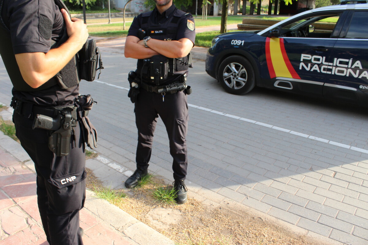 La Policía Nacional Detiene En València A Un Joven De 22 Años Por