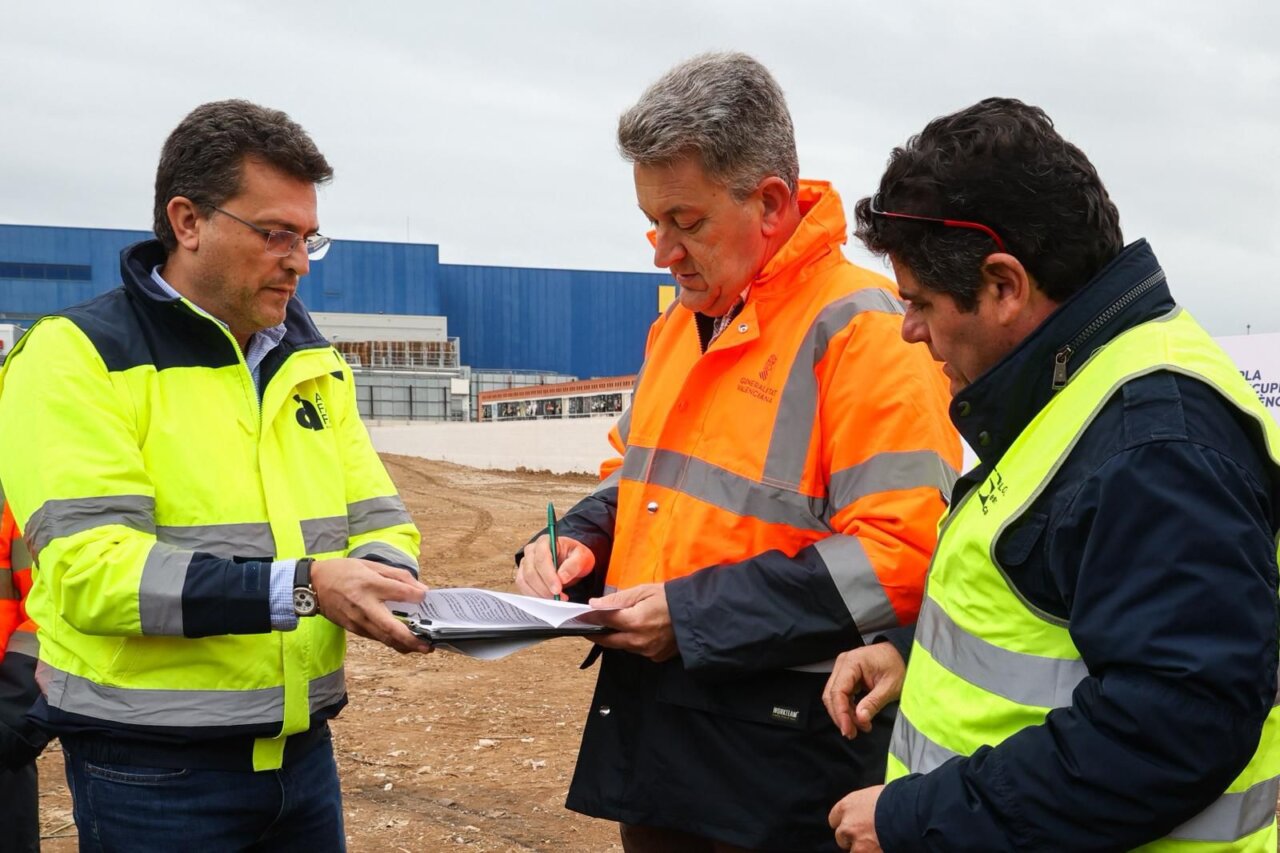 El Consell finaliza la gestión de residuos de la DANA en Alfafar tras ...